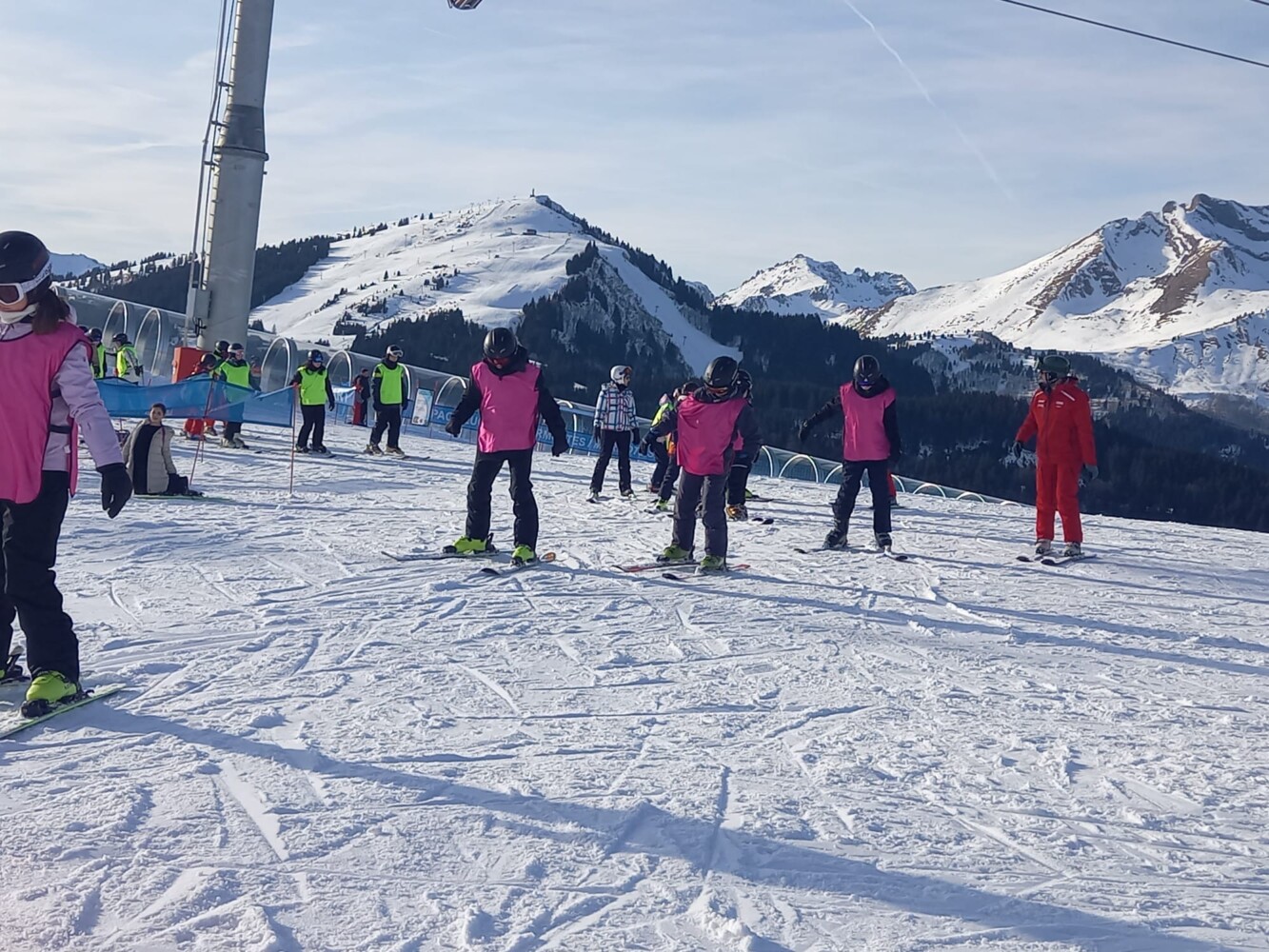 Morzine J2 parés pour les pistes (en construction) | Collège Saint ...